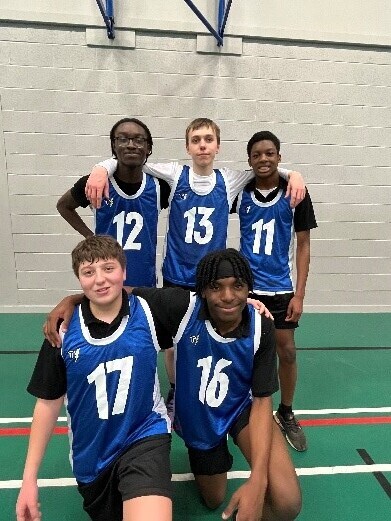 PE Fixtures Update - News - The Warren School